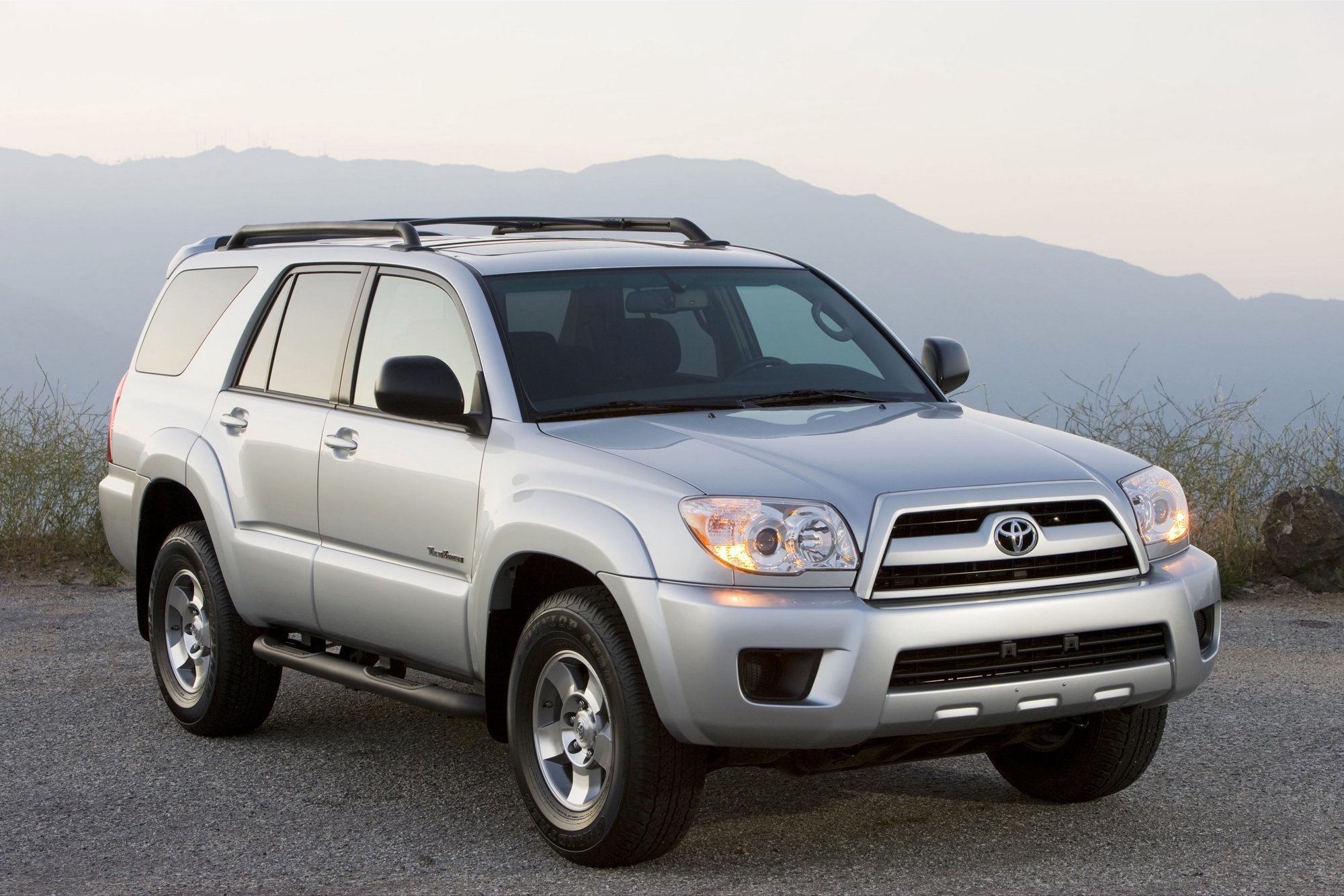 Toyota 4Runner 4 (N210) SUV (2002-2009) | Specifications, Reviews ...