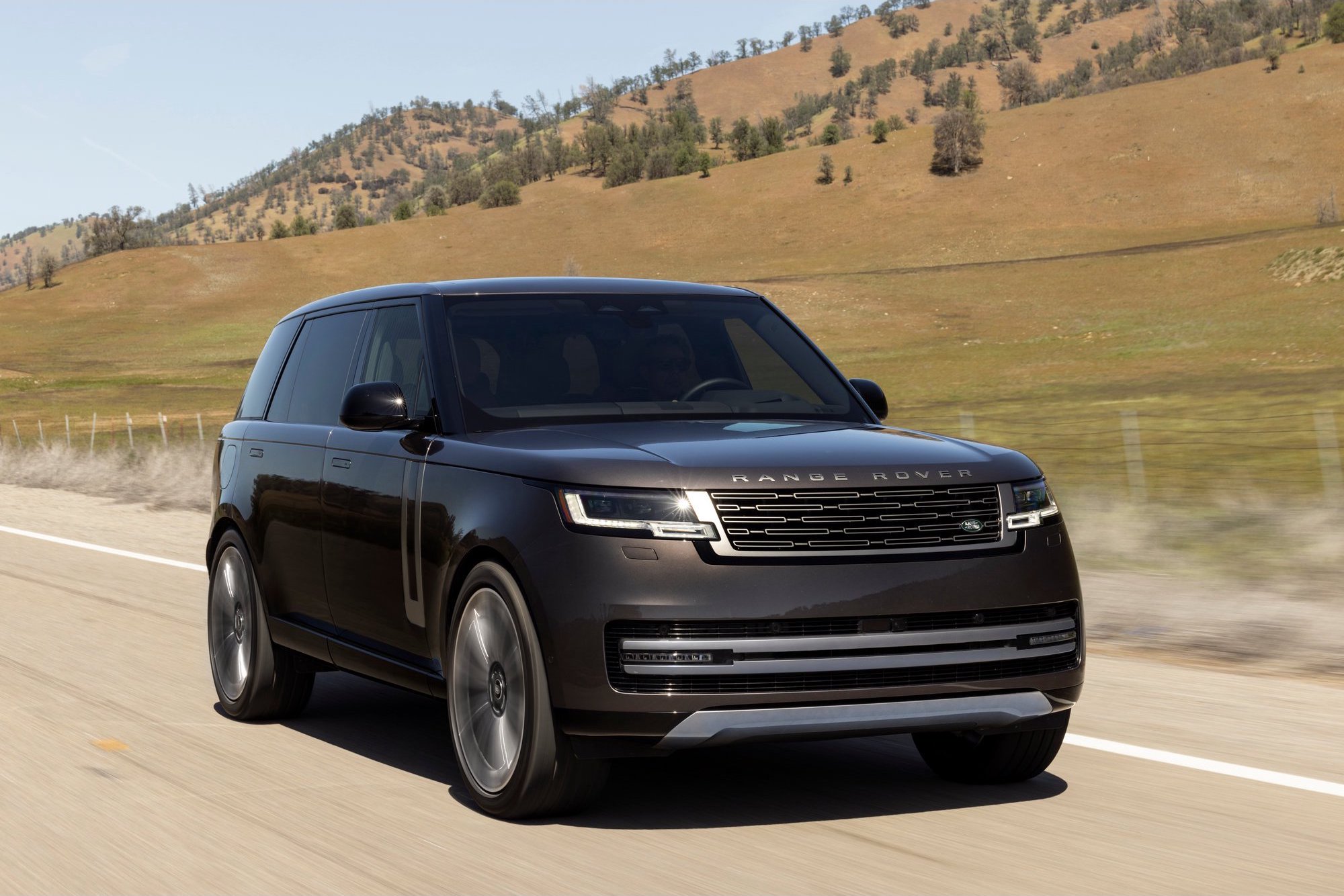 Land Rover Range Rover 5 (L460) Crossover SUV (2021) | Specifications ...