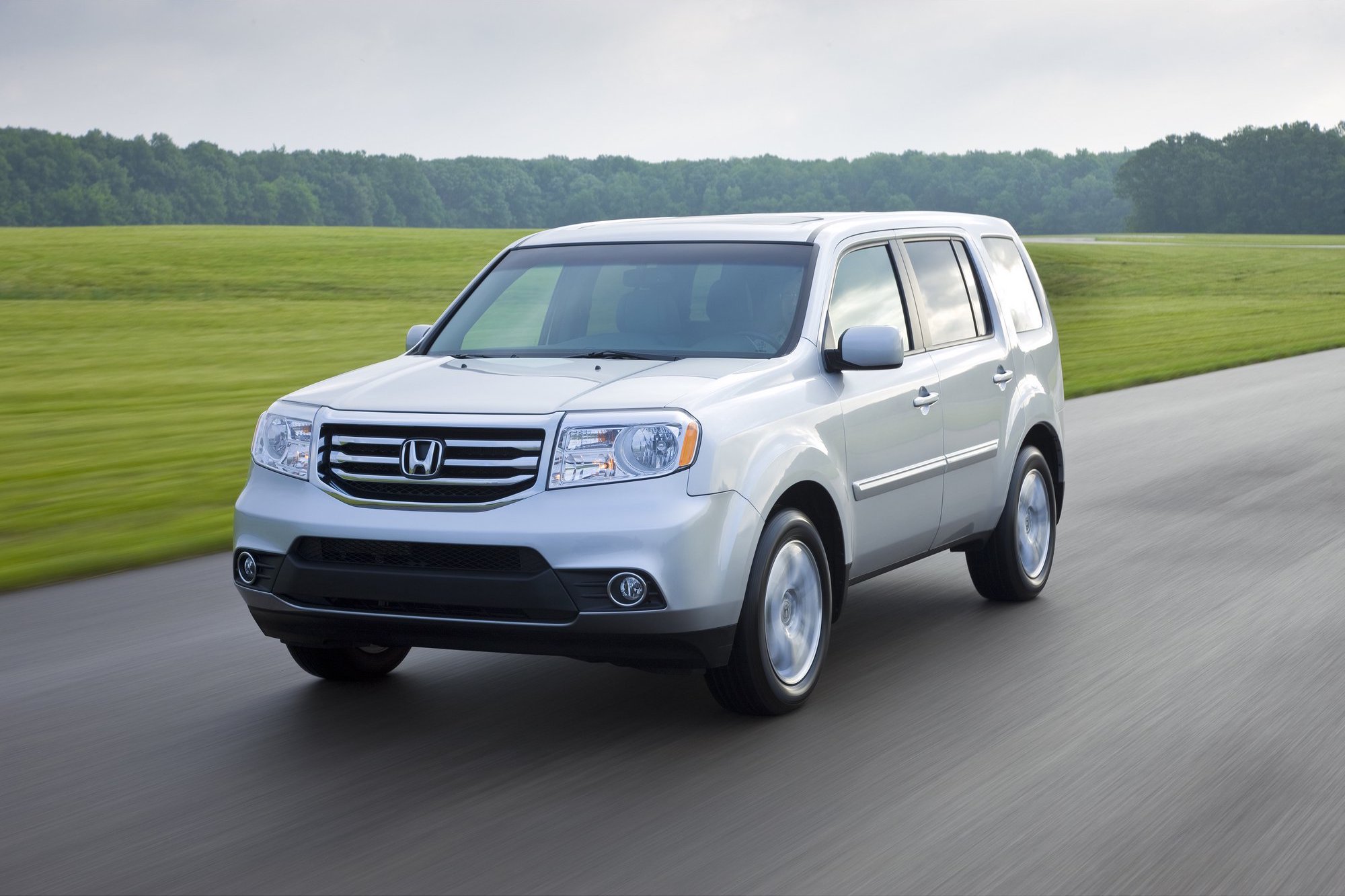 Honda Pilot 2 Crossover (2008-2015) | Specifications, Reviews, Price ...