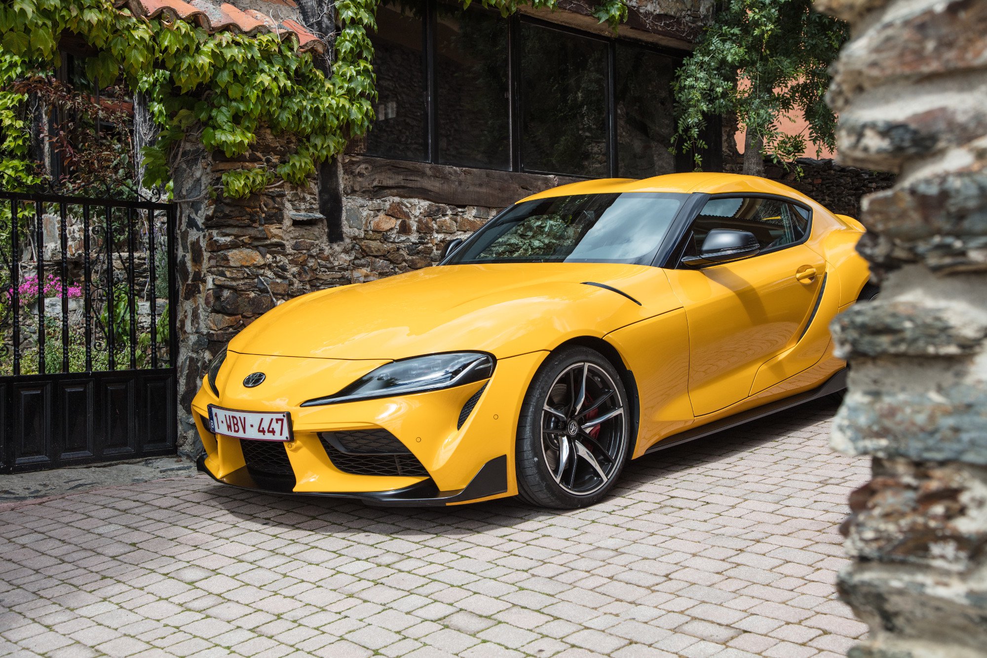 Toyota Supra 5 Sports Car (2019) | Specifications, Reviews, Price ...
