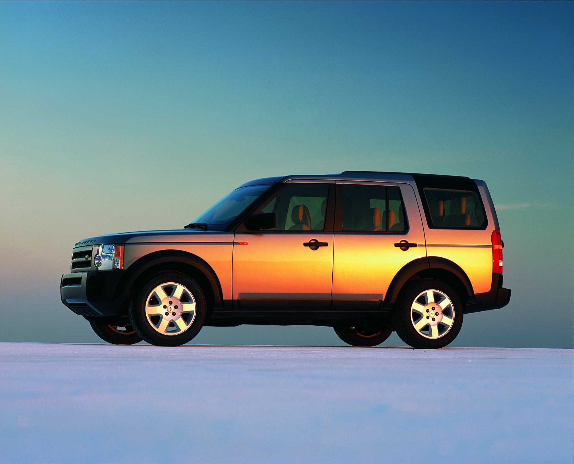 Land Rover Discovery 3 (L319) SUV (2004-2009) | Specifications, Reviews ...